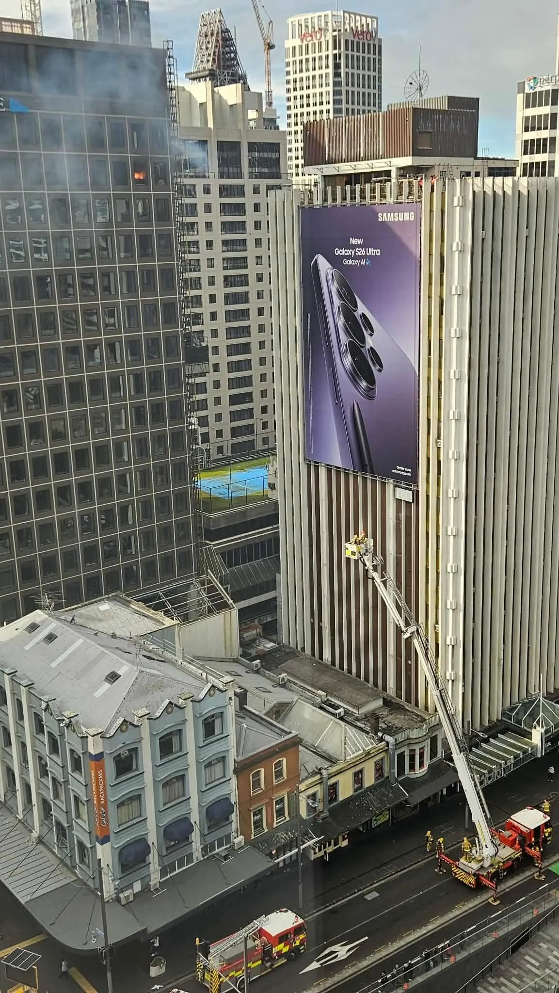 Video shows windows being blown out of building on fire in Auckland CBD ...