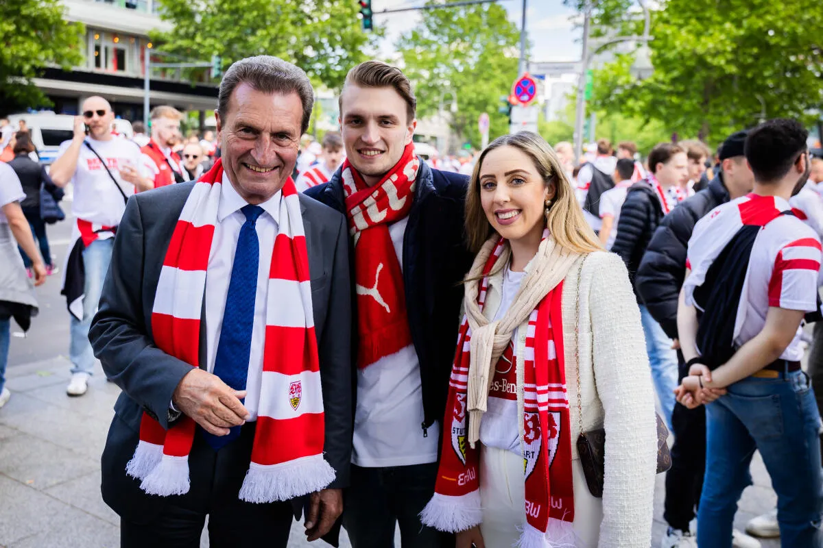 DFB-Pokal: So feiern die Fußball-Fans von Bielefeld und Stuttgart das ...