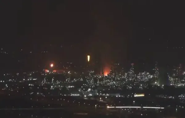LIVE EIKONA!! ΕΡΧΕΤΑΙ ΜΕΓΑΛΗ ΝΥΧΤΑ – ΑΣΤΡΑΨΕ Ο ΟΥΡΑΝΟΣ ΤΟΥ ΙΣΡΑΗΛ ΑΠΟ ...